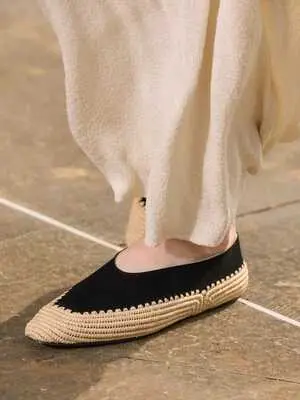 Gabriela Hearst Suede And Raffia Flat Shoes - Black