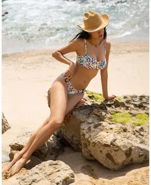 CHANGE OF SCENERY Nellie Underwire Balconette Print Bikini Top - Wildflower Patch