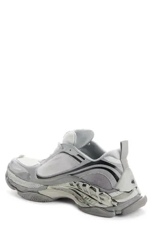Balenciaga Triple S 2 Sneaker - Gradient Grey