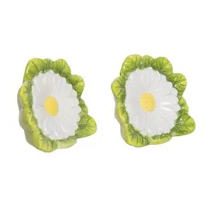 TRANSPAC Dolomite Daisy Salt And Pepper Set Of 2 For Spring Serving And Entertaining