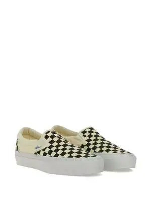 VANS 98 Checkerboard Slip-on Sneakers