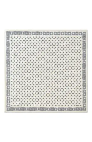 Mulberry Square Scarf Tree - Eggshell