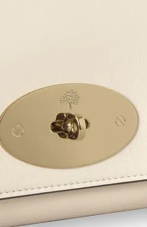 Mulberry Lily Clutch - Eggshell