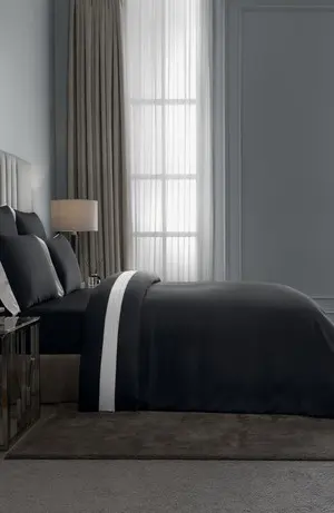 TOGAS Eden Duvet Cover - Black
