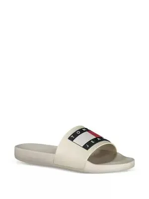 Tommy Hilfiger Logo Patch Slides - Neutrals