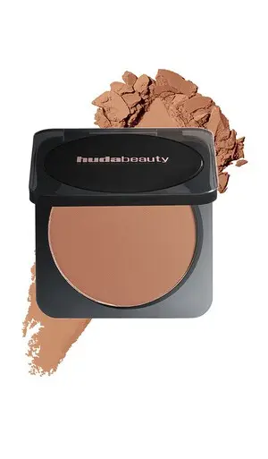HUDA BEAUTY Huda Beauty Easy Bake Pressed In Coco Truffle. Coco Truffle