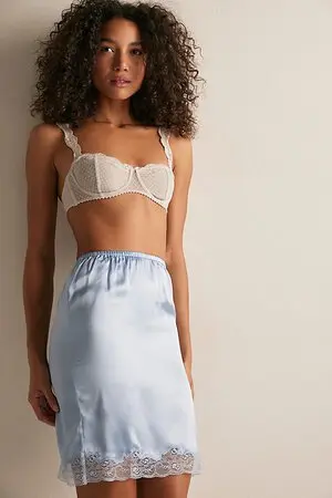 Only Hearts Silk Charmeuse Knee-Length Slip Skirt With Lace Trim Cascade
