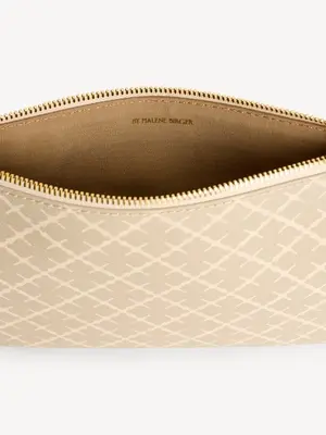 BY MALENE BIRGER Ivy Printed Clutch - Feather