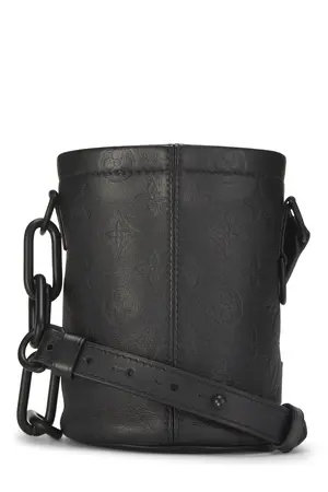 LOUIS VUITTON Monogram Shadow Chalk