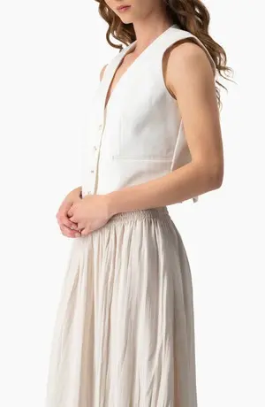 IVONNE Short Vest With Simulated Pockets - Ivory