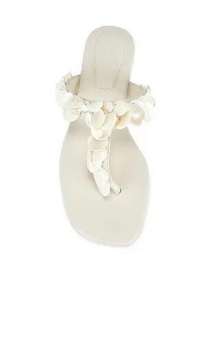Simkhai Elin Shell Beaded Thong Sandals - Alabaster