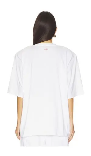 GESTUZ X Barbie Kenna Tee