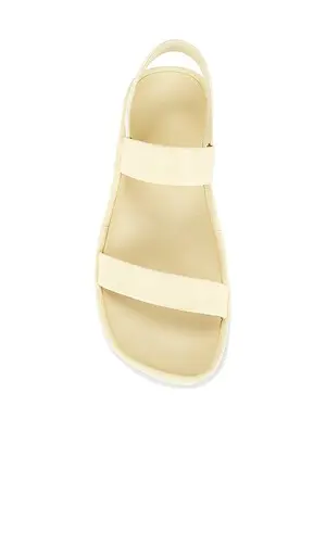 Camper Right Isla Sandal - Yellow