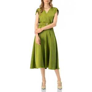 IVONNE Sleeveless Midi Satin Dress With Belt - Green
