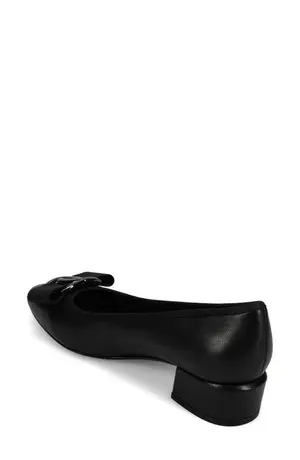 Vaneli Amiel Pump - Black