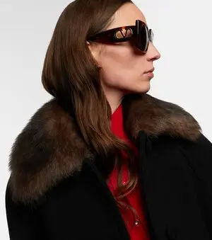 Valentino Garavani V Bold Vlogo Oversized Sunglasses - Brown