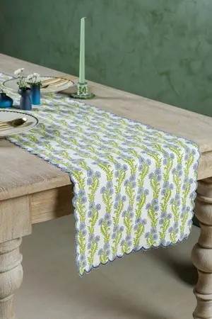 INNER CHILD Forget-me-not Scallop Embroide Blockprint Tablerunner