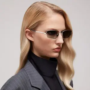 Gucci Rectangular Frame Sunglasses