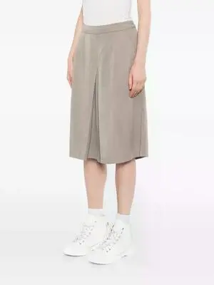 AGNES B. Pleated Shorts