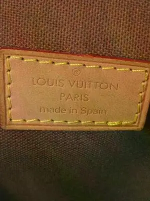 LOUIS VUITTON 2004 Monogram Pochette Gange Crossbody Bag