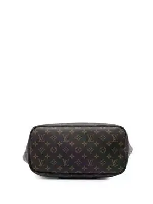LOUIS VUITTON 2019 Monogram Neverfull Mm Tote Bag - Brown