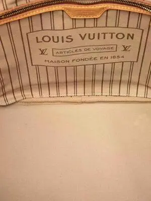 LOUIS VUITTON 2019 Monogram Neverfull Mm Tote Bag - Brown