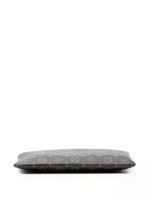 LOUIS VUITTON 2017 Monogram Daily Pouch - Brown