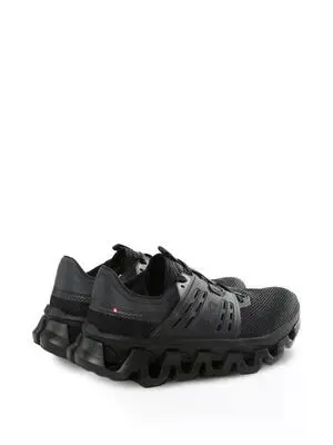 On Cloudswift Amp Sneakers