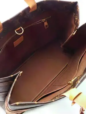 LOUIS VUITTON 2021 Mm Shopper Tote