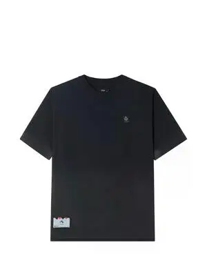 Izzue Spade-patch T-shirt - Black