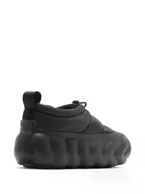 CROCS Overpuff Shorty Slip-ons