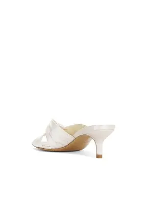 Le Monde Beryl Antonia Kitten Heel Sandal - Ivory
