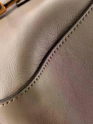 Gucci Diana Nm Bamboo Handle Boston Bag - Neutrals