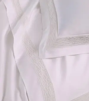 Frette Cotton Balance Lace Queen Duvet Cover - Ivory