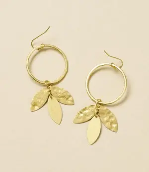 MATR BOOMIE Aamani Vine Hoop Earrings - Gold