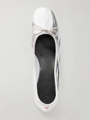AeydĒ Onda Bow-detailed Crinkled Metallic Leather Pumps - Silver