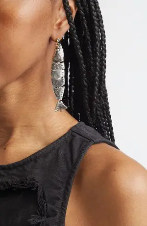 ISSHI Pisces Asymmetric Mismatched Drop Earrings