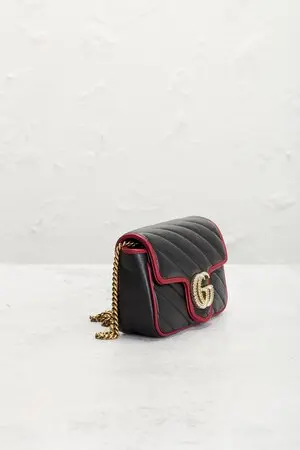 Gucci Gg Marmont Shoulder Bag