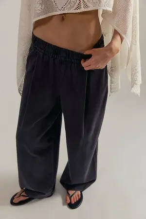 Free People Tidal Moon Low-rise Pull-on Pants - Black