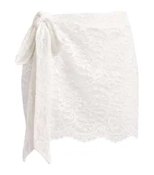 AWAY THAT DAY Lace Flores Pareo - White