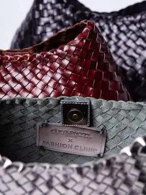 Dragon Diffusion Comporta Covert Clutch
