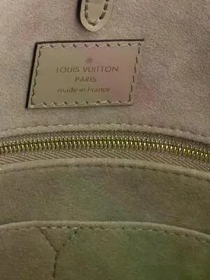 LOUIS VUITTON Onthego Tote Bicolor Monogram Empreinte Giant Mm Shoulder Bag - Neutrals