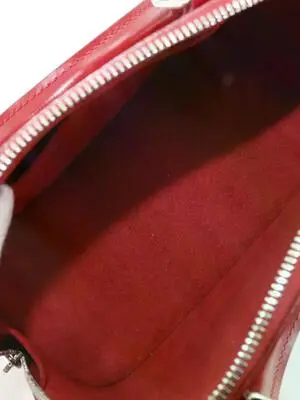 LOUIS VUITTON 2013 Epi Alma Bb Satchel - Red