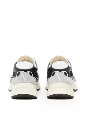 Valentino Garavani Ready Go Runner Vlogo Signature Sneakers - Black