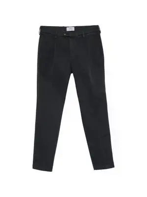 VELA SHOP Pleated Slim Fit Trousers