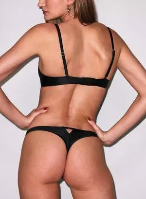 FLEUR DU MAL Le Gloss Thong - Black