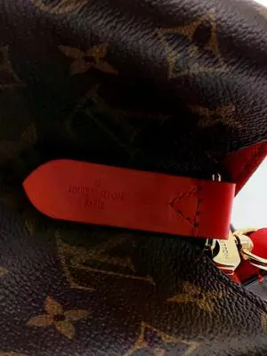 LOUIS VUITTON Néonoé Mm Bucket Bag Monogram Canvas