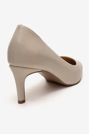 PROLOGUE SHOES Velmira Stiletto Pump - Ecru