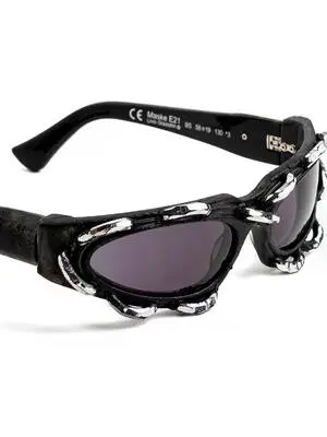 KUBORAUM Gorgone Cat-eye Frame Sunglasses - Black