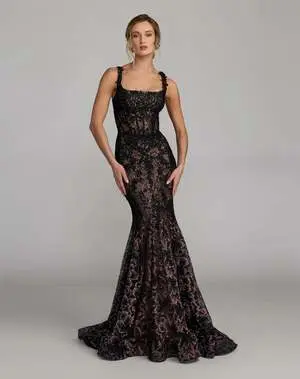 MAC DUGGAL COLLECTION Embellished Lace Mermaid Gown